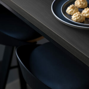 L39 Midnight Run | STEVENSWOOD® Thermally Fused Laminate Panels (TFL)