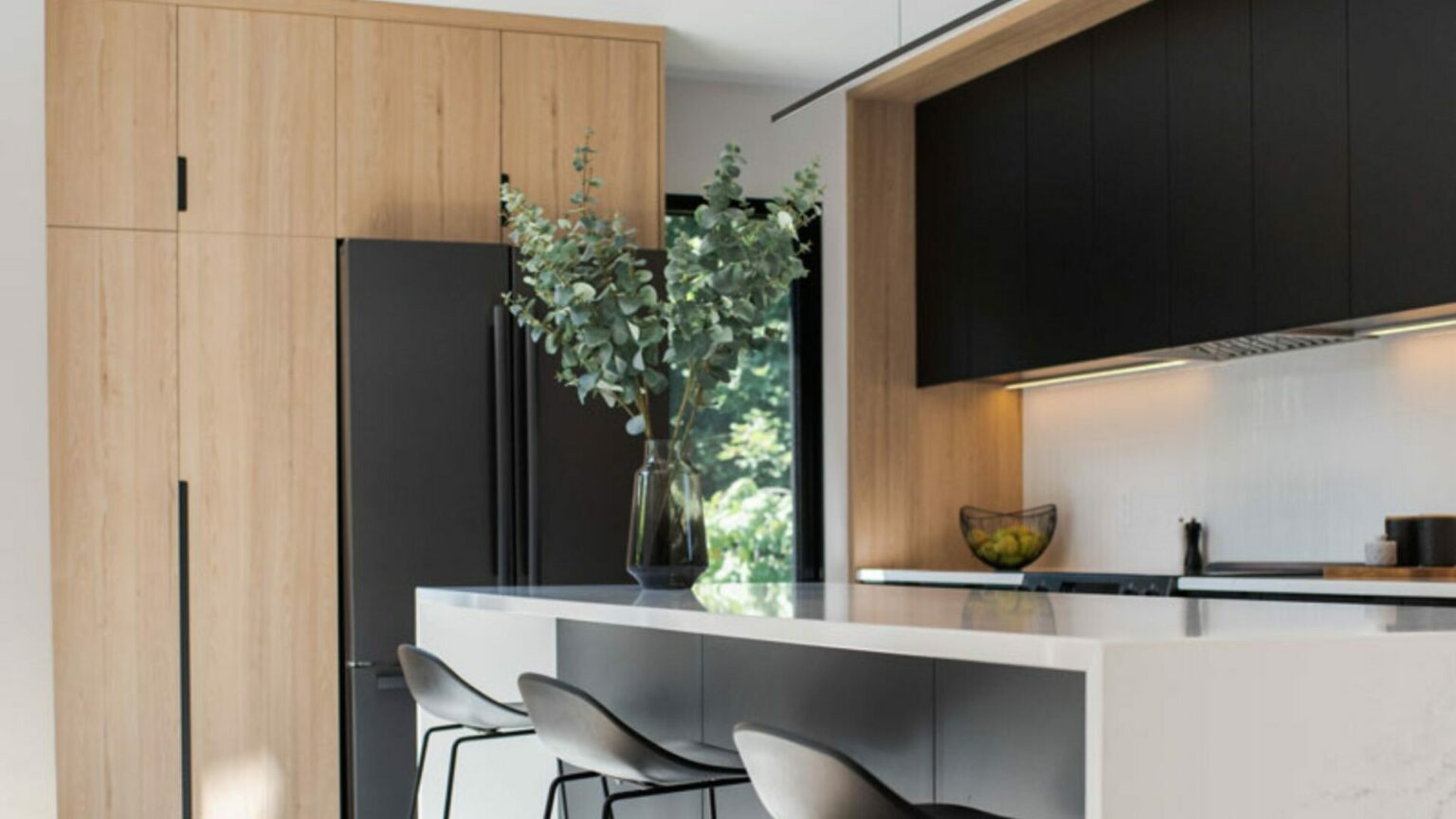 Case Study: L02 Sabbia Two Tone Kitchen - STEVENSWOOD